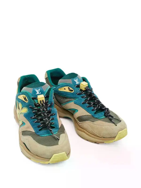 LOUIS VUITTON Trail Panelled Sneakers - Neutrals
