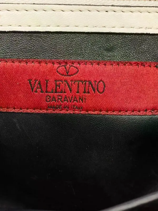 Valentino Garavani B-rockstud Shoulder Bag