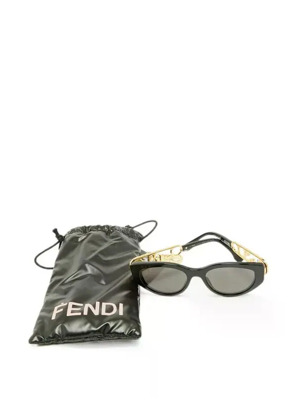 Fendi Oval Frame Sunglasses