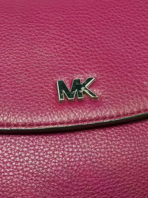 Michael Kors Mott Logo-plaque Crossbody Bag - Pink