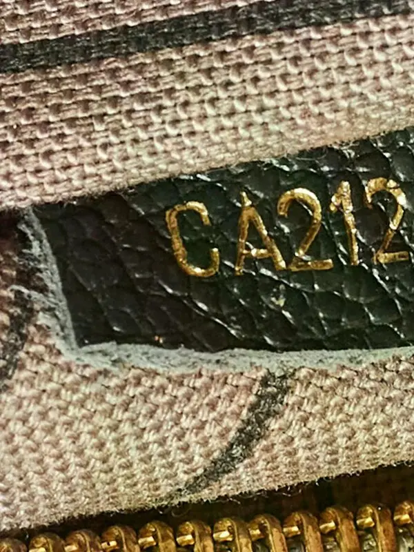 LOUIS VUITTON Artsy Tote Bag