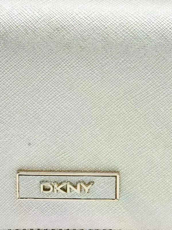 Dkny Logo Plaque Flap Wallet