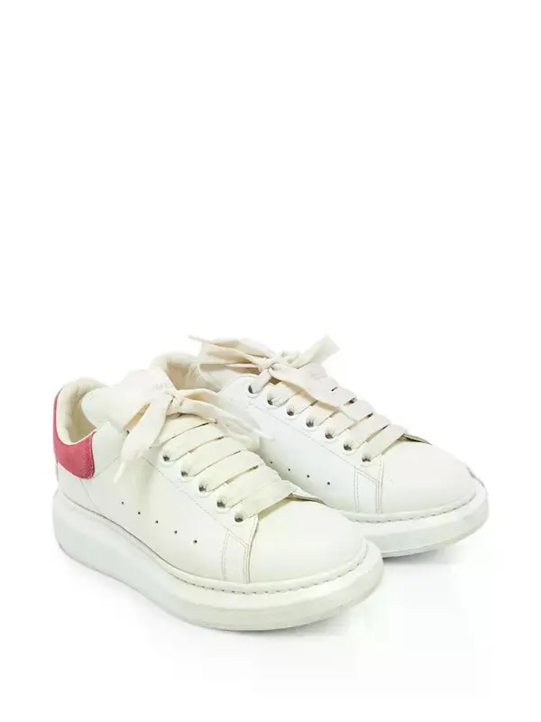 Alexander McQueen Oversized Sneakers With Suede Panels - White