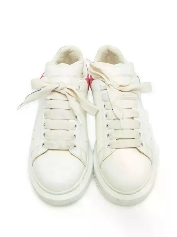 Alexander McQueen Oversized Sneakers With Suede Panels - White