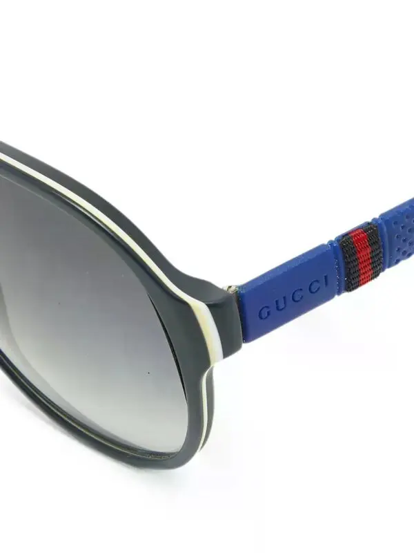 Gucci Pilot Frame Sunglasses With Gradient Lenses