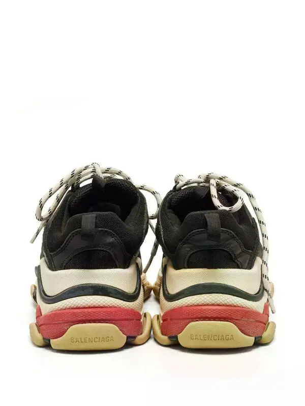 Balenciaga Triple S Low-top Sneakers - Black