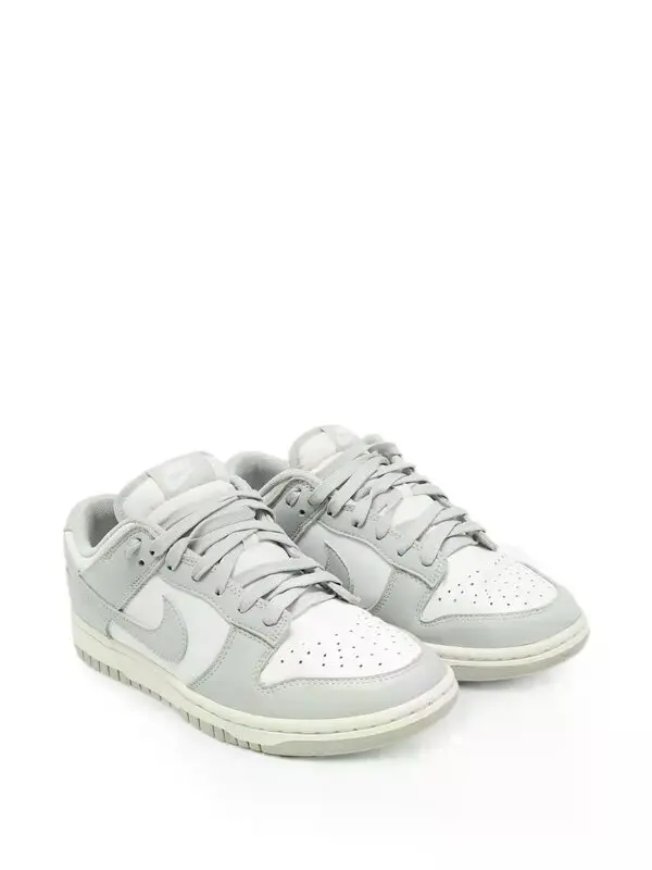Nike Dunk Low Sneakers - Grey