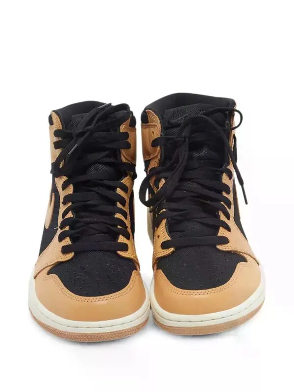 JORDAN 1 Retro Og Heirloom Sneakers