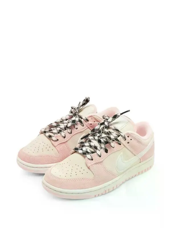Nike Dunk Low Lx Lace-up Leather Sneakers - Pink