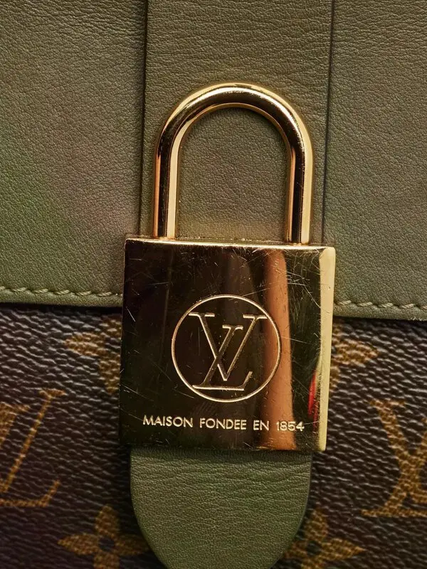 LOUIS VUITTON Locky Bb Monogram Handbag - Green