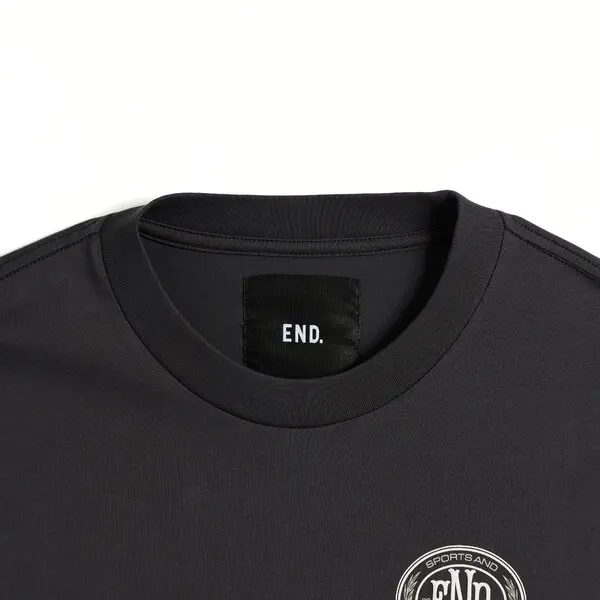 END. Sports And Leisure Club Graphic T-shirt - Cinder Black