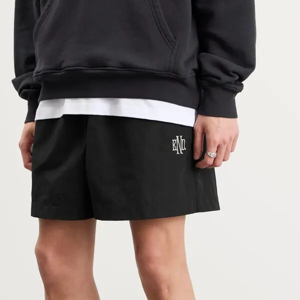 END. Flight Drawstring Short