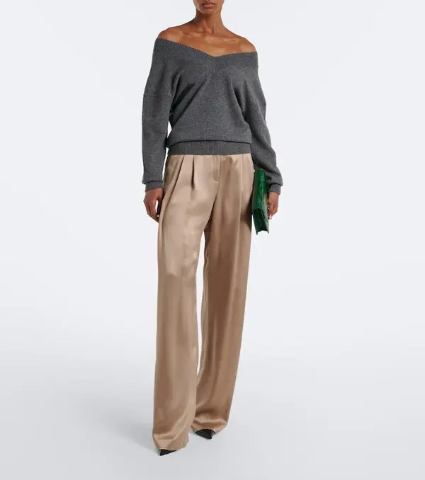 TOM FORD Off-shoulder V-neck Cashmere Sweater
