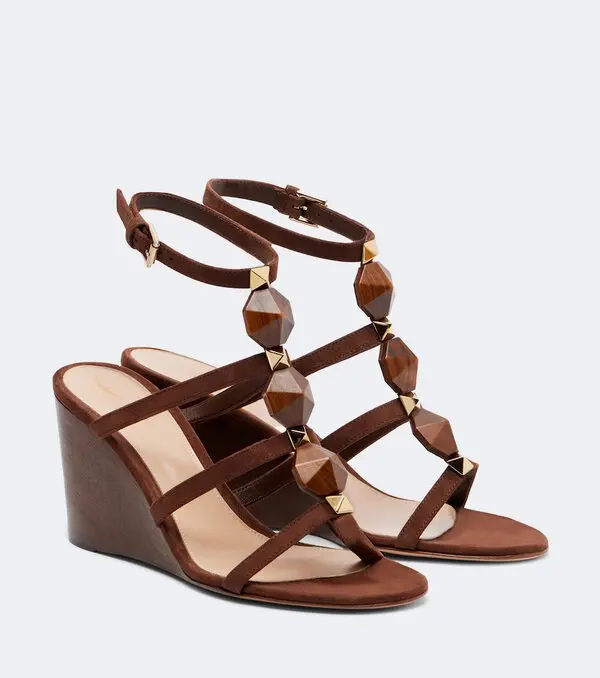 GIANVITO ROSSI Suede Wedge Sandals With Studs - Brown