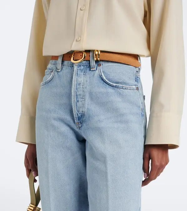 AMANU Suede Belt With Buckle Fastening