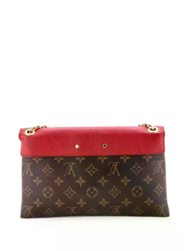LOUIS VUITTON Pallas Chain Monogram Canvas And Calfskin Shoulder Bag - Brown