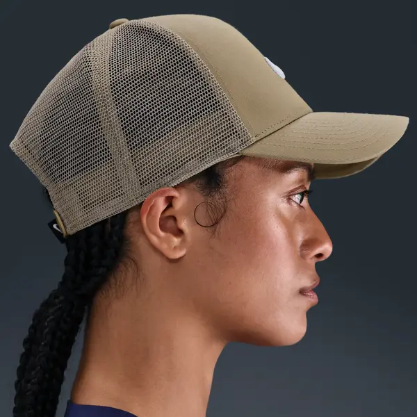 Nike Rise Structured Trucker Cap
