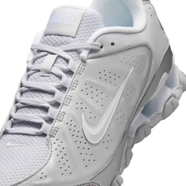 Nike Reax Sl Athletic Shoes