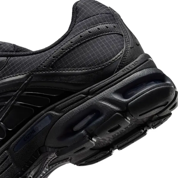 Nike Max Moto 2k Athletic Shoes