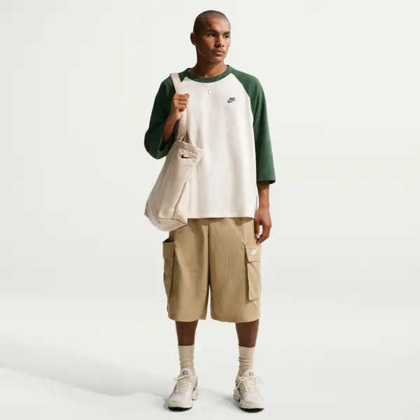 Nike Club Oversized Cargo Shorts - Brown