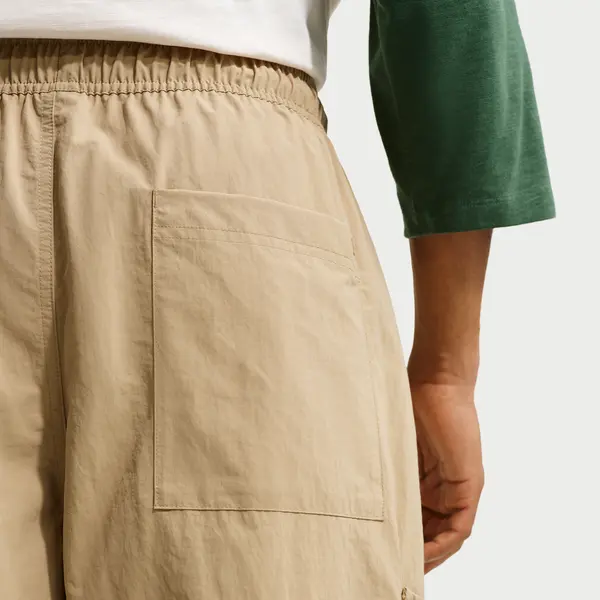 Nike Club Oversized Cargo Shorts