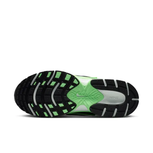 Nike V5 Rnr Athletic Sneakers - Black