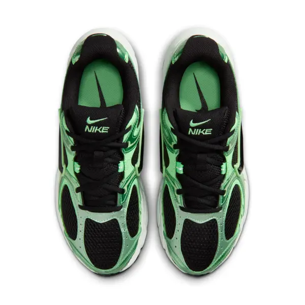 Nike V5 Rnr Athletic Sneakers - Black