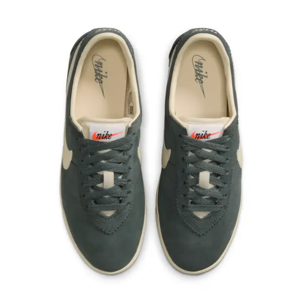 Nike Astrograbber Suede Shoes