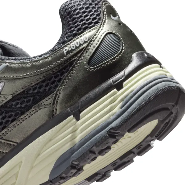 Nike P-6000 Se Athletic Sneakers
