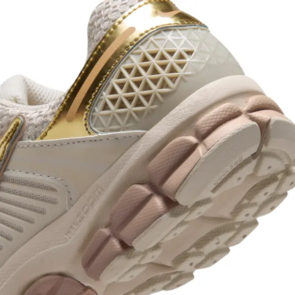 Nike Zoom Vomero Athletic Shoes - Brown