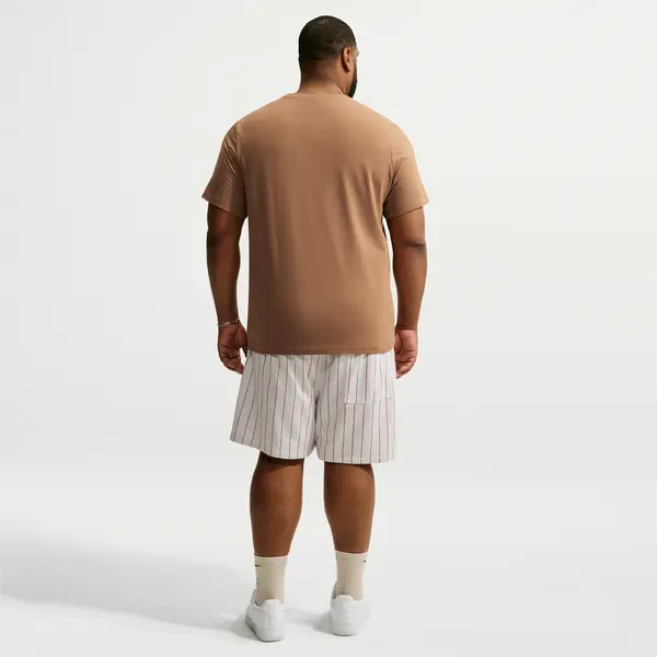 Nike Sportswear Club T-shirt - Brown