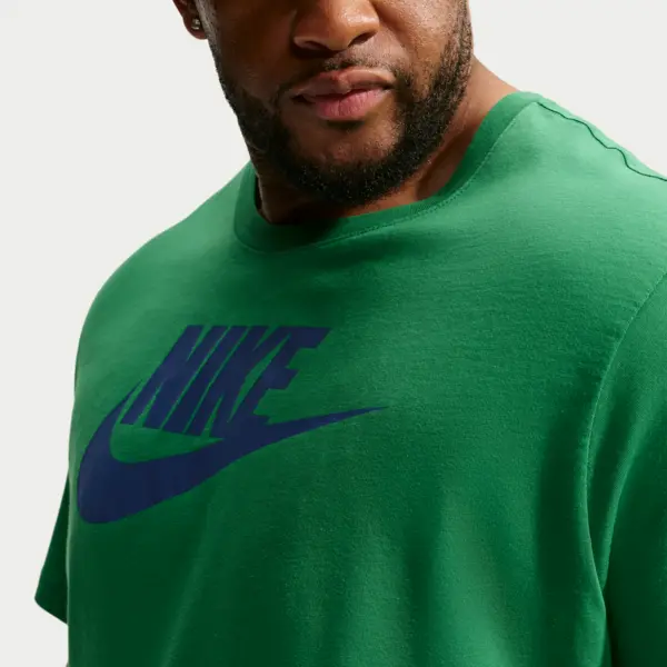 Nike Sportswear T-shirt