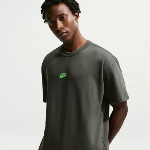 Nike Sportswear Premium Essentials T-shirt - Grey