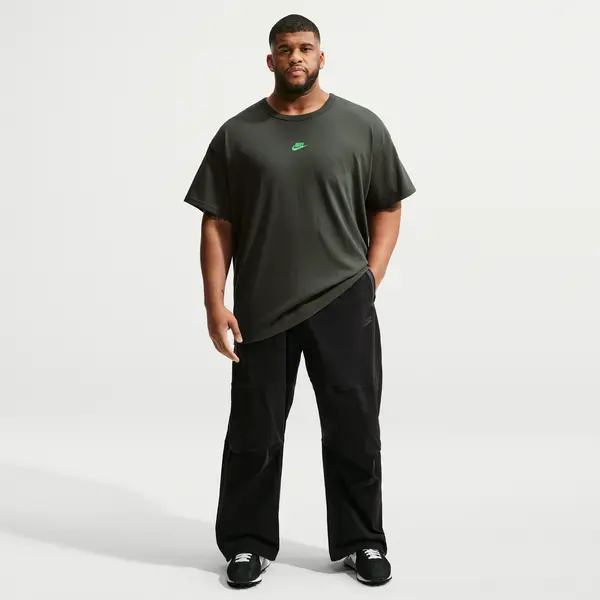 Nike Sportswear Premium Essentials T-shirt - Grey