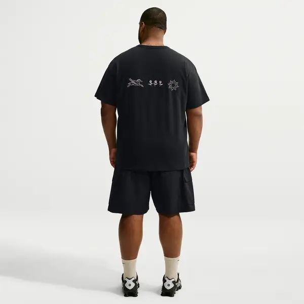 Nike Sportswear Premium Essentials T-shirt