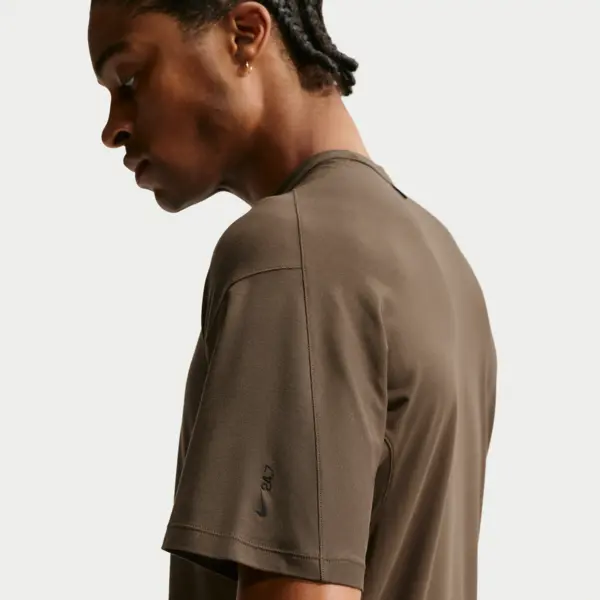 Nike 24.7 Impossiblysoft Light Dri-fit Short-sleeve T-shirt