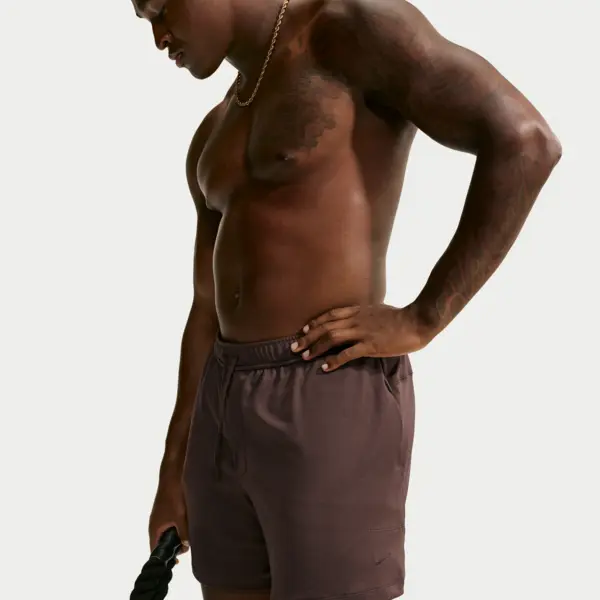 Nike Primary Nanoknit Dri-fit 7" Performance Shorts - Brown