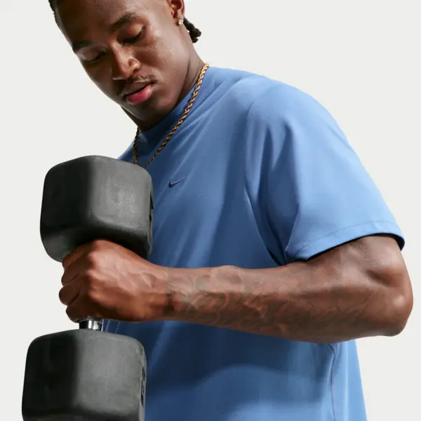 Nike Primary Dri-fit Short-sleeve Versatile Top