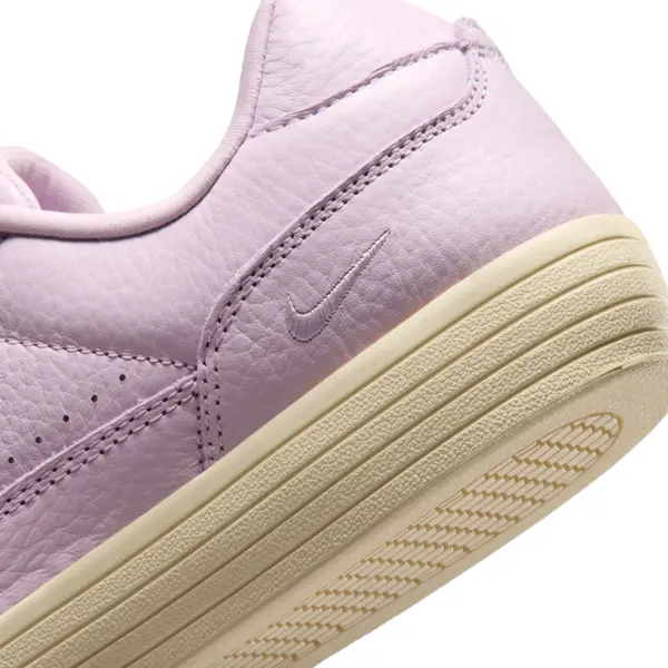 Nike Tennis Centre Shoes