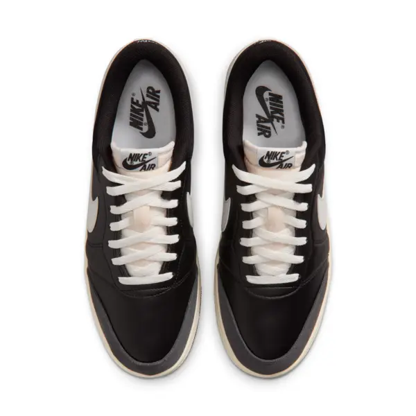 JORDAN Air Skyline Low Le Shoes
