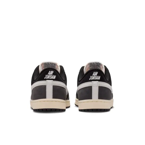 JORDAN Air Skyline Low Le Shoes