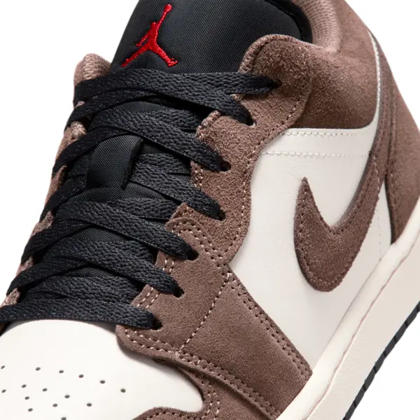 JORDAN Air 1 Low Shoes