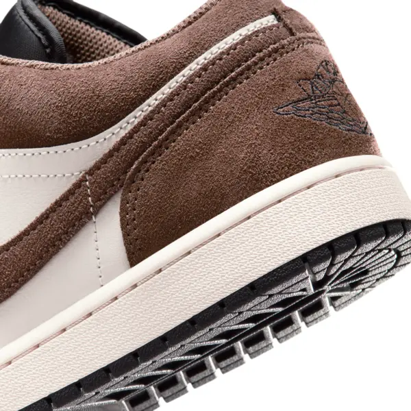 JORDAN Air 1 Low Shoes