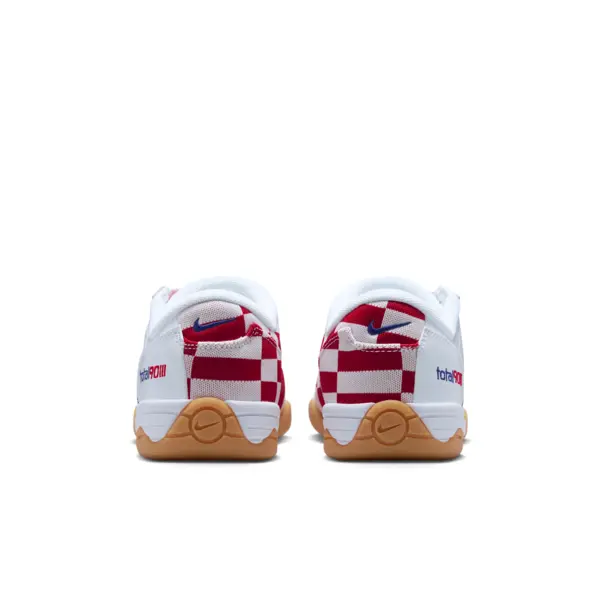 Nike Total 90 '90s Nostalgia Sneakers
