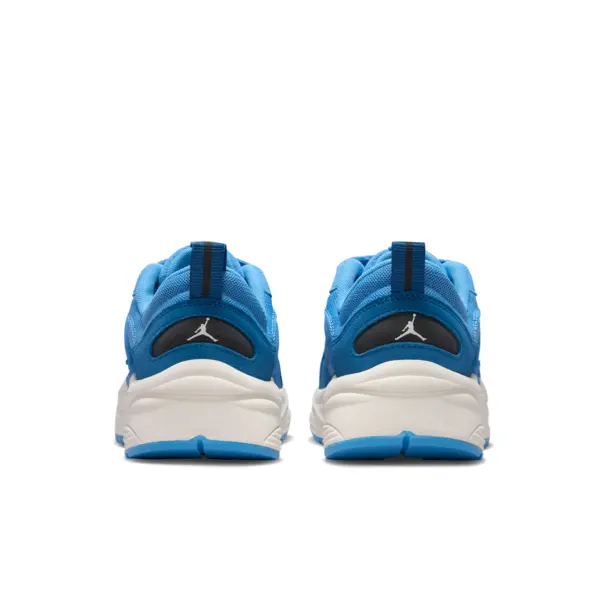 JORDAN Trunner O/s Sneakers