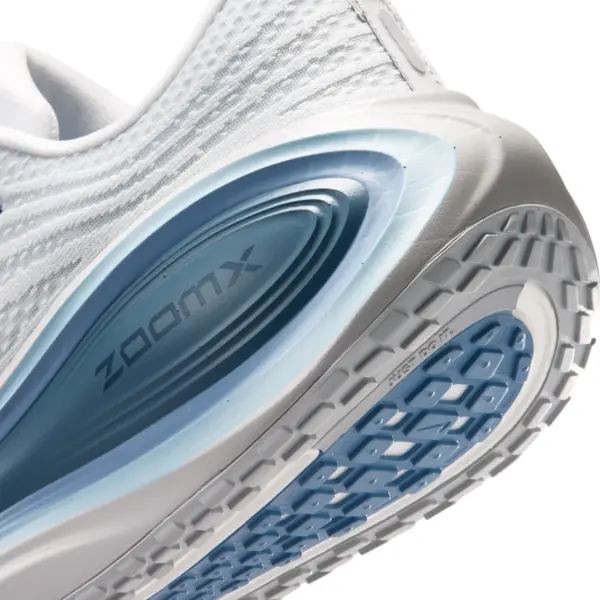 Nike Vomero Plus Road Running Shoes