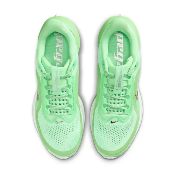Nike Pegasus Premium Road Running Shoes - Green