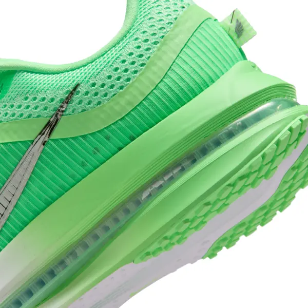 Nike Pegasus Premium Road Running Shoes - Green