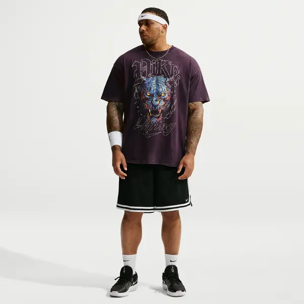 Nike T-shirt
