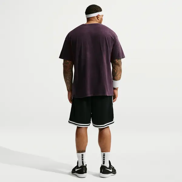 Nike T-shirt